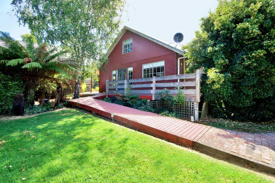 Forrest Ti Tree Cottages | Otways Hinterland Cottage Stays