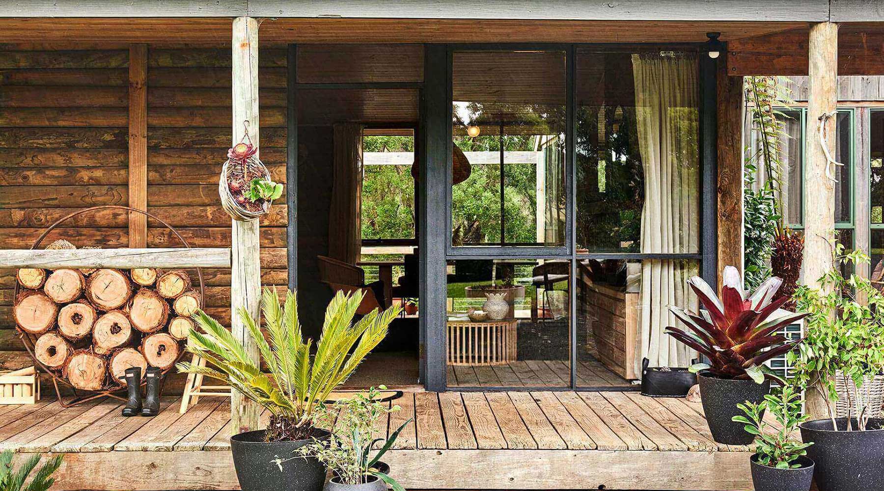 The Log House | Otways Hinterland Secluded Log Cabin Retreat